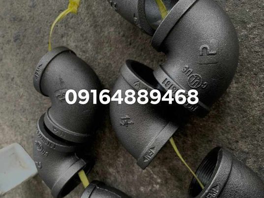 bi elbow threaded, Commercial & Industrial, Construction Tools ...