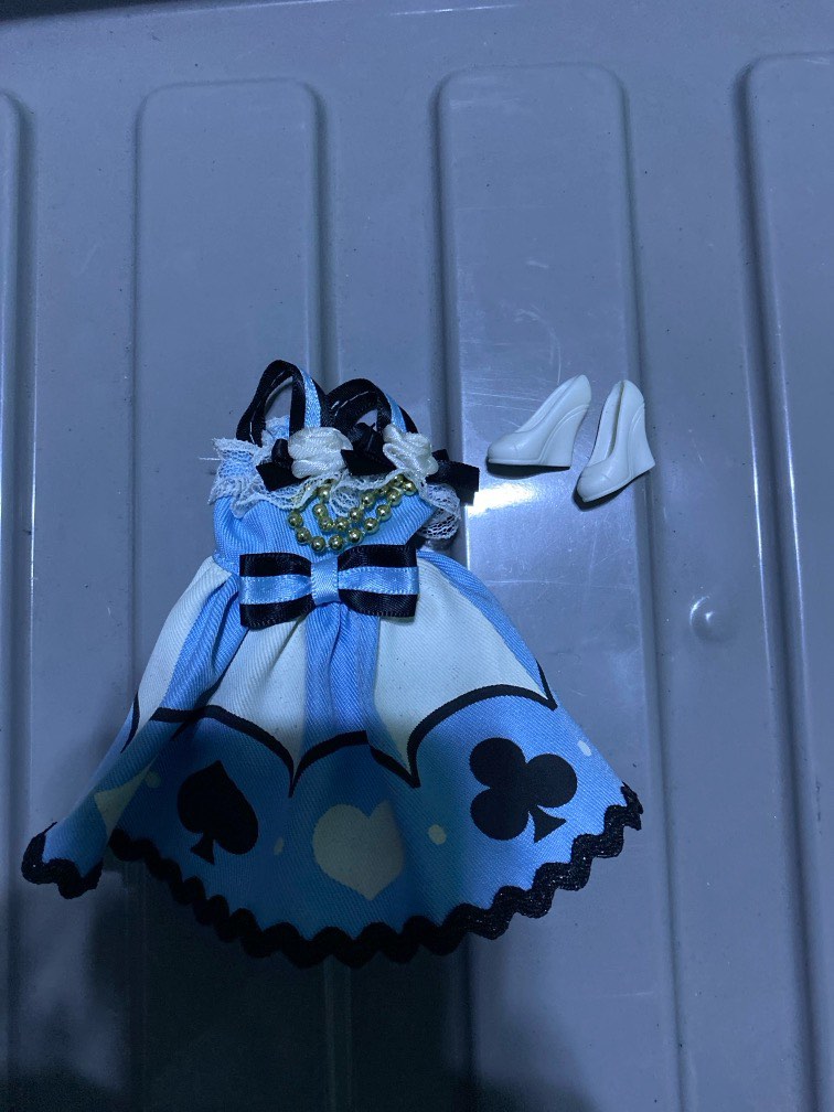 Blythe Alice clothes set, Hobbies & Toys, Toys & Games on Carousell