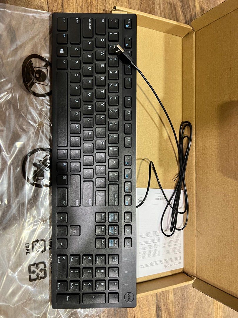Brand new Dell USB keyboard, Computers & Tech, Parts & Accessories ...