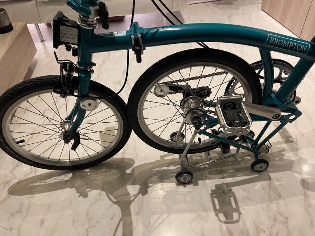 Brompton B75 (bought in Aug 2021 with receipt) with rear easy wheels ...