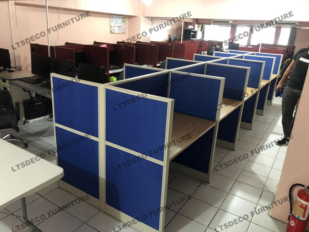 CALL CENTER MODULAR TABLE OFFICE PARTITIONS, Furniture & Home Living ...