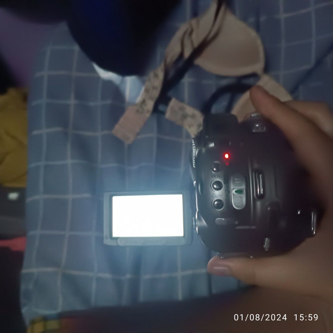 Canon Digital Camera dc40, Photography, Cameras on Carousell