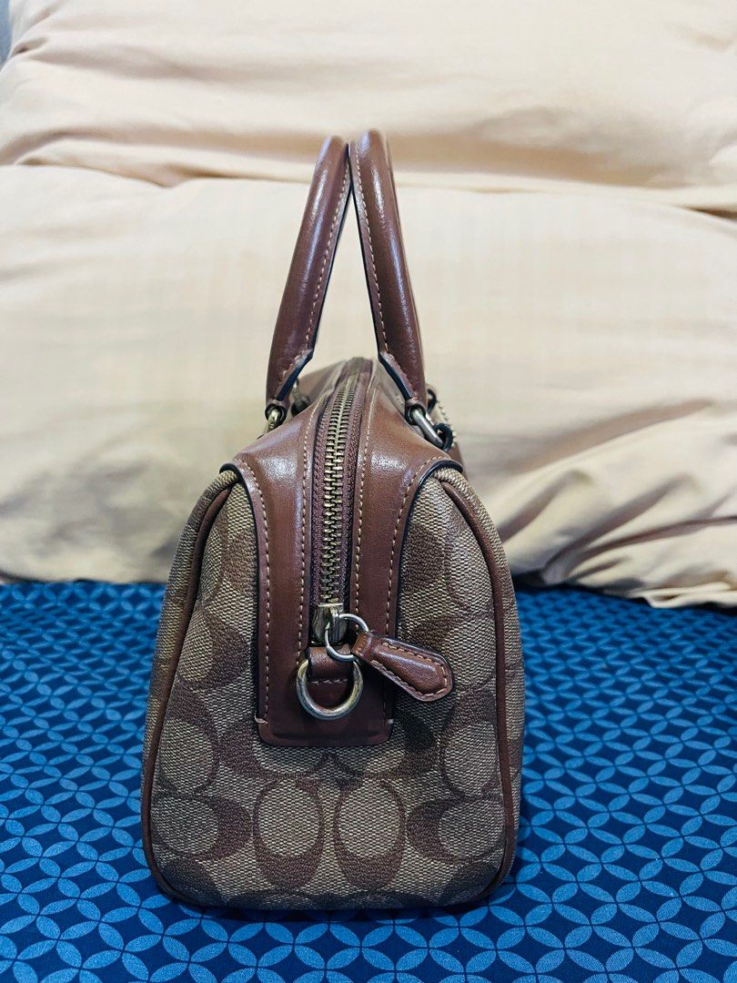 Coach Mini Bennett, Luxury, Bags & Wallets on Carousell