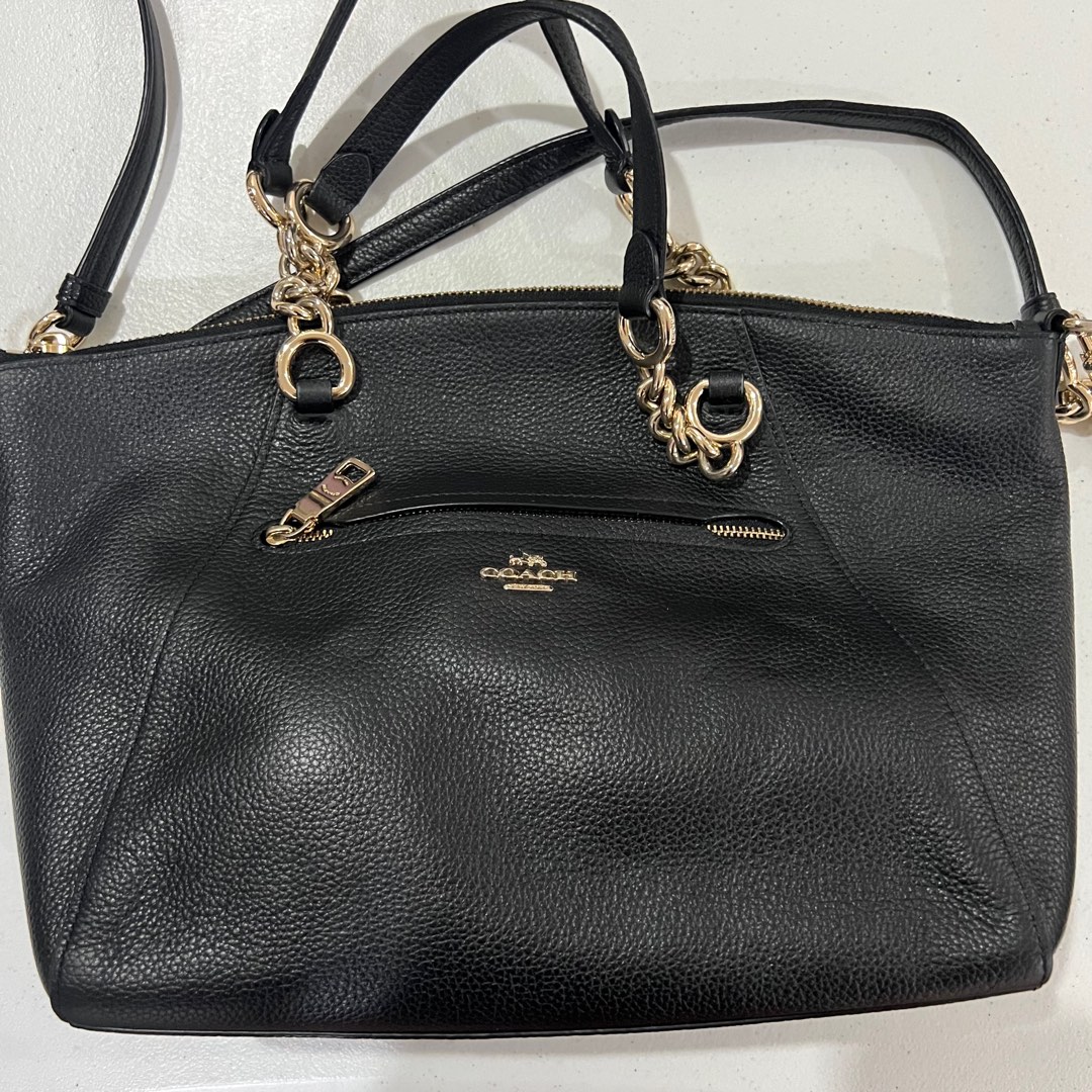 Coach Sling/Crossbody Leather Bag, Luxury, Bags & Wallets on Carousell