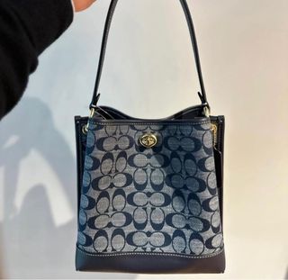 Authentic Coach Mini Dempsey Bucket Bag, Women's Fashion, Bags ...