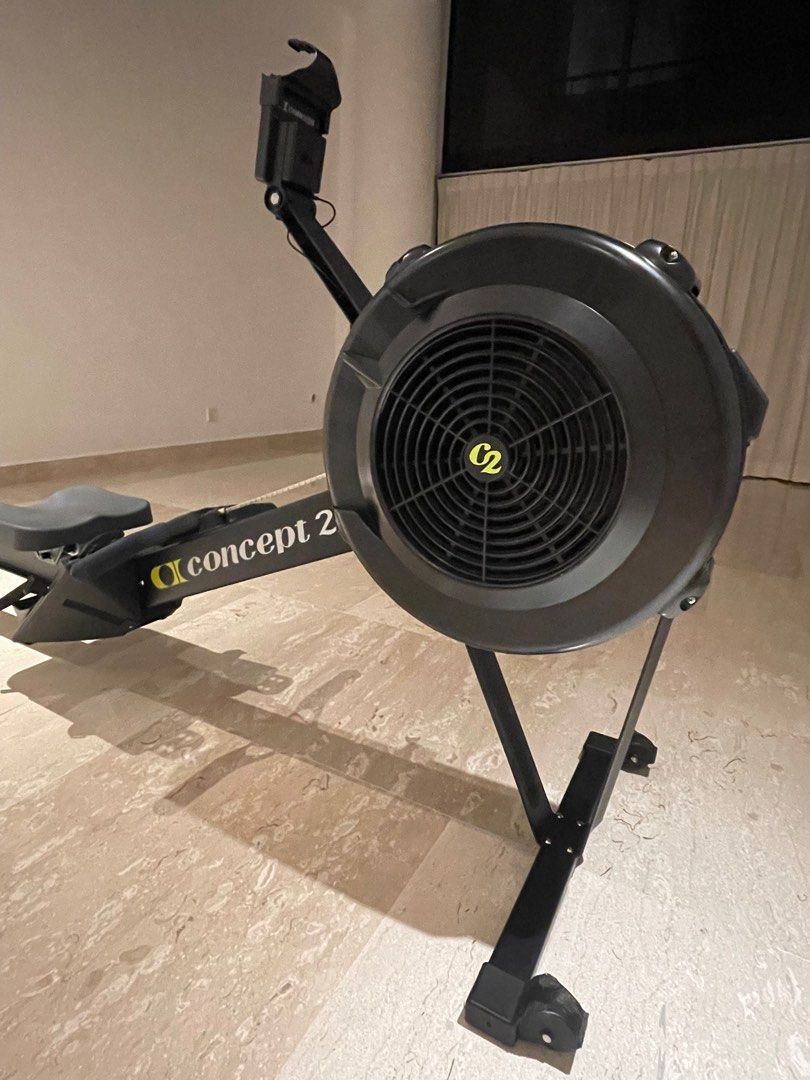 Concept2 Rowing machine, Sports Equipment, Exercise & Fitness, Cardio ...