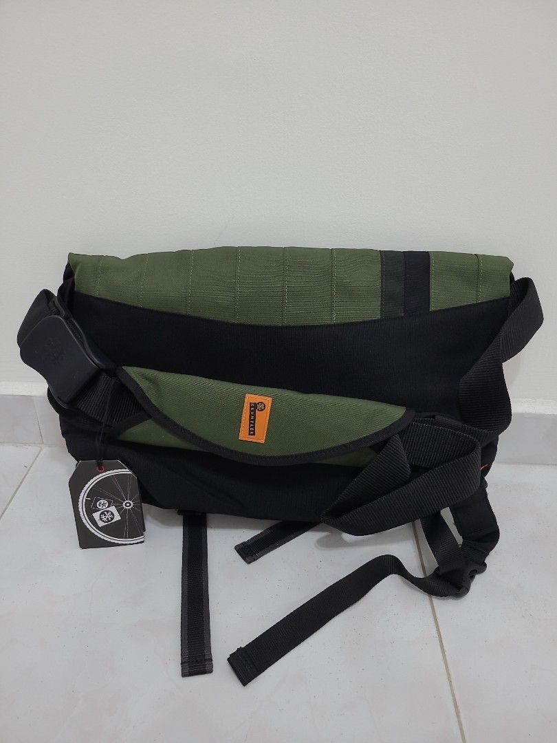 Crumpler Messenger Bag, Men's Fashion, Bags, Sling Bags on Carousell