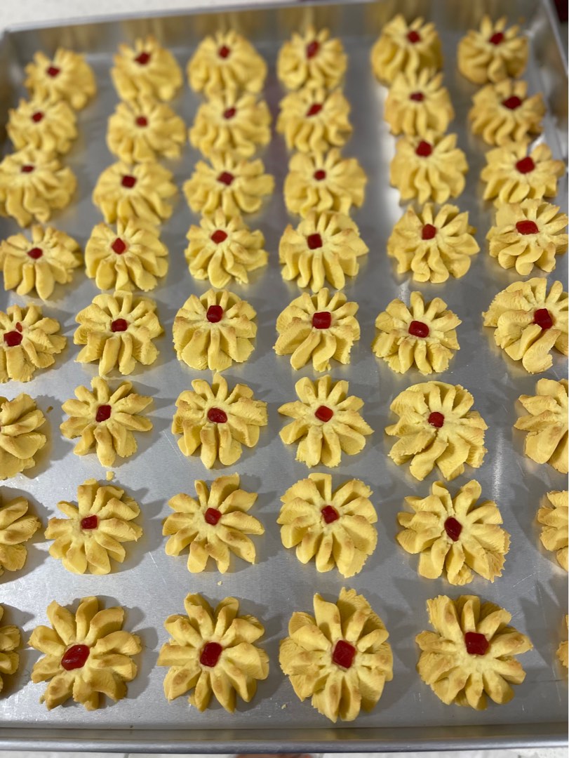 Dahlia cookies (Custard Butter Cookies) Halal, Food & Drinks, Homemade ...