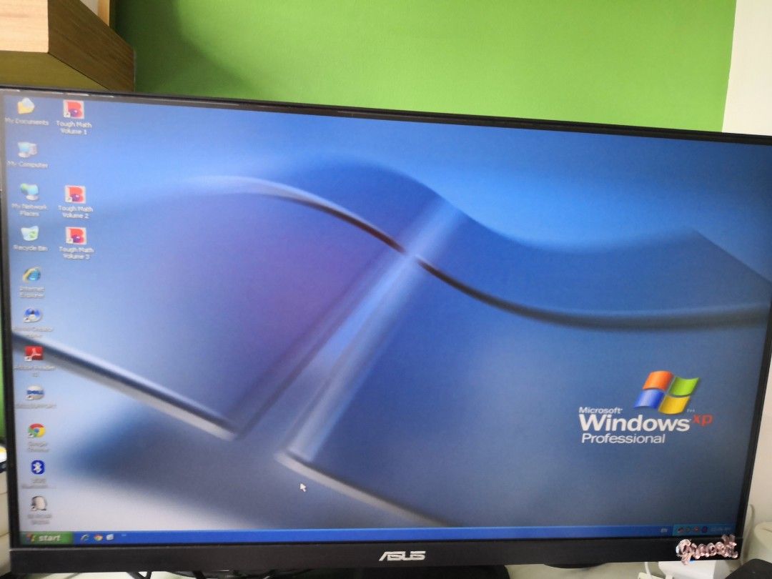 DELL Desktop PC (no monitor and keyboard and mouse) only the main unit ...