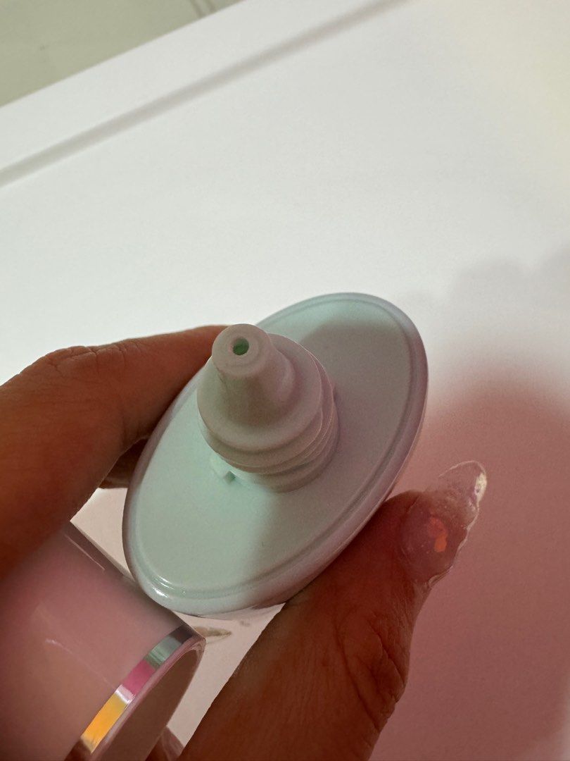 Dewytree urban shade sunscreen, Beauty & Personal Care, Face, Face Care ...