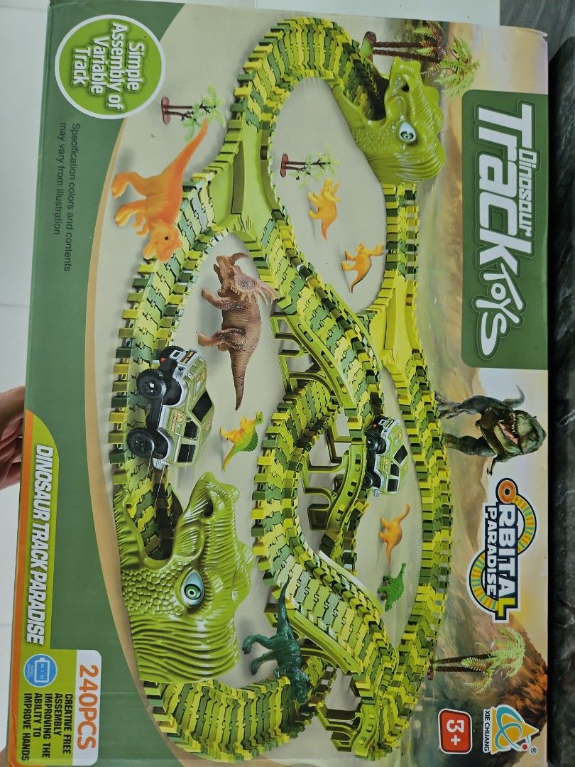 Dinosaur Track toys, Hobbies & Toys, Toys & Games on Carousell