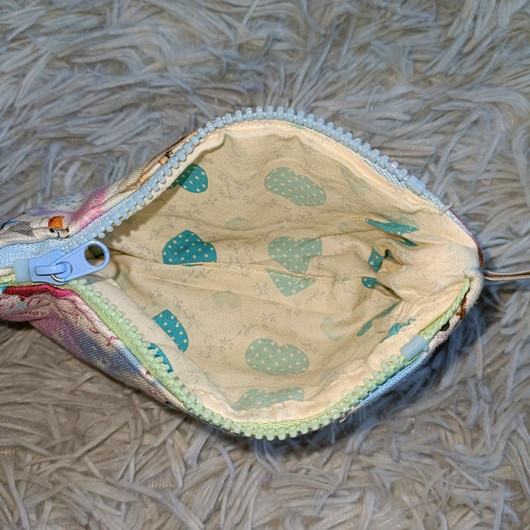 DISNEY Frozen Reversible Coin Purse, Women's Fashion, Bags & Wallets ...