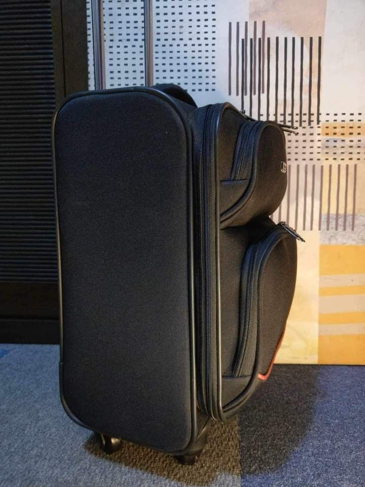EMINENT BRAND ORIGINAL HAND CARRY, Hobbies & Toys, Travel, Luggage on ...