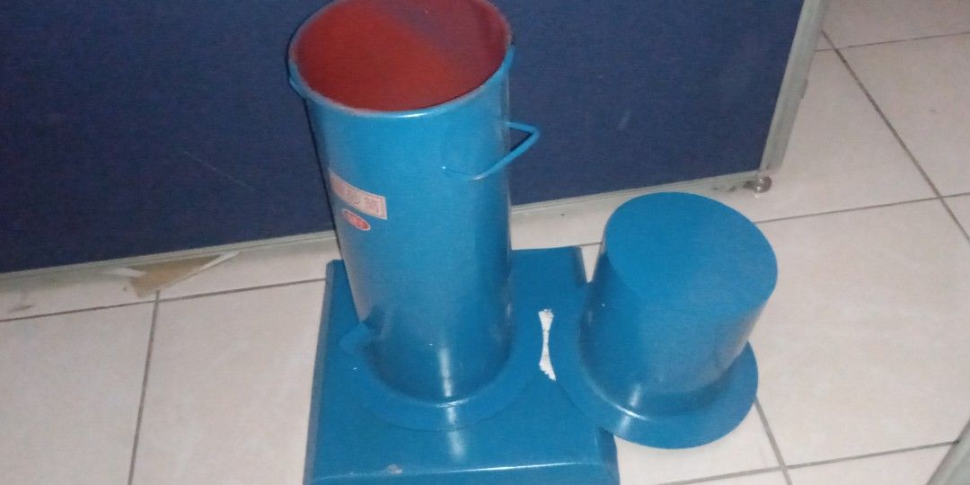 Field density test apparatus, Commercial & Industrial, Construction ...