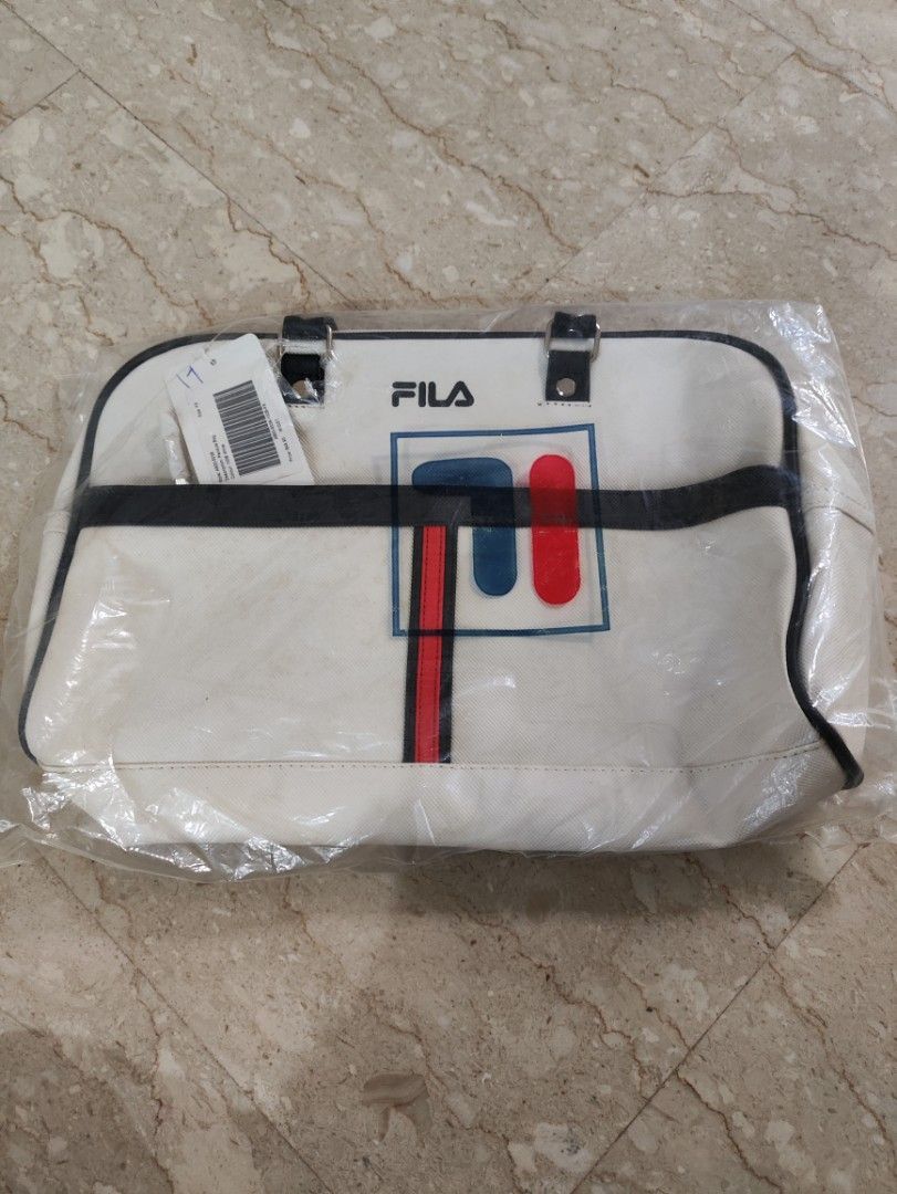 Fila Pendula Bag, Men's Fashion, Bags, Sling Bags on Carousell