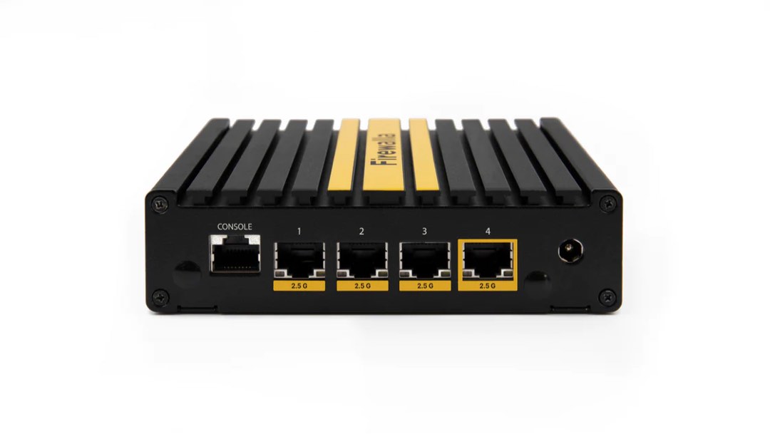 Firewalla Gold Plus: 2.5G Cyber Security Firewall & Router, Computers ...