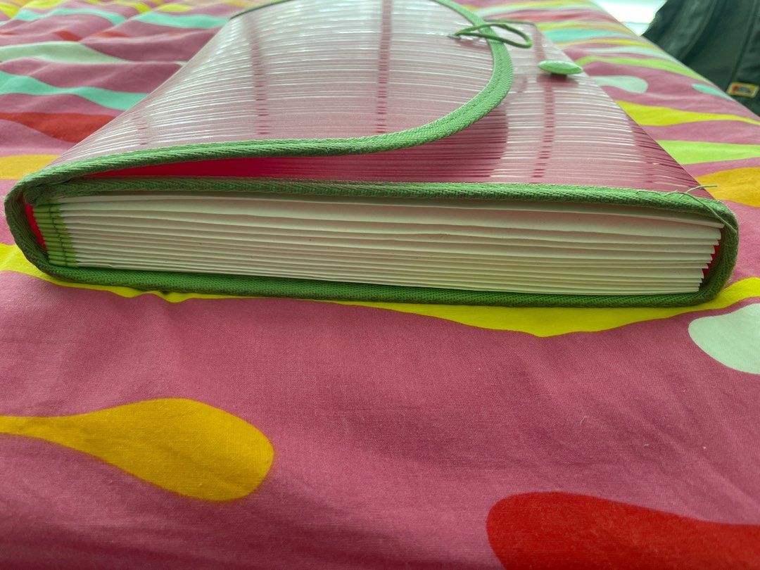 Foldermate Expanding File, Hobbies & Toys, Stationery & Craft ...