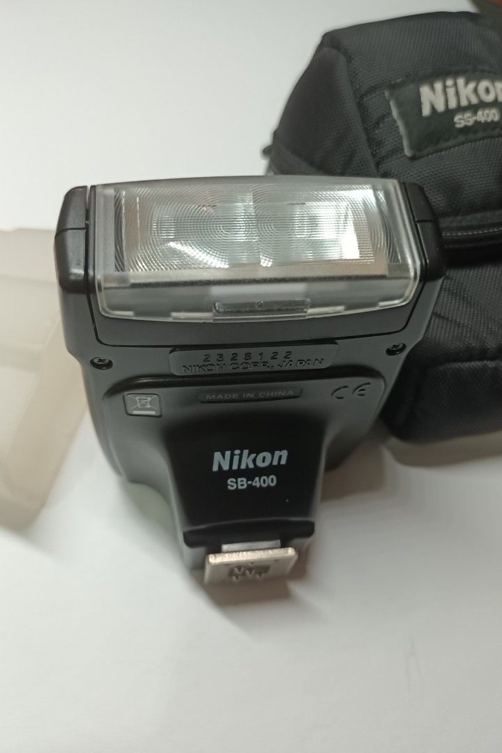 FS: Nikon SB-400 Flash, Photography, Cameras on Carousell
