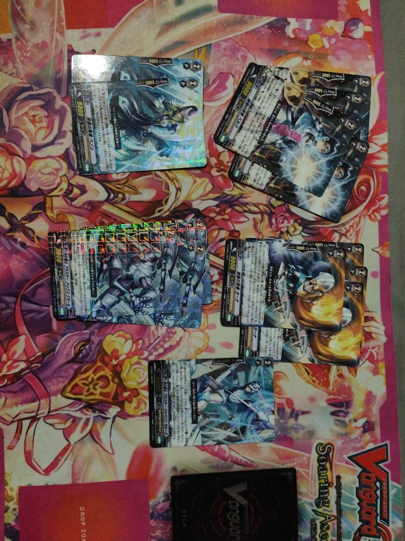 G-CMB01 Royal paladin deck, Hobbies & Toys, Toys & Games on Carousell