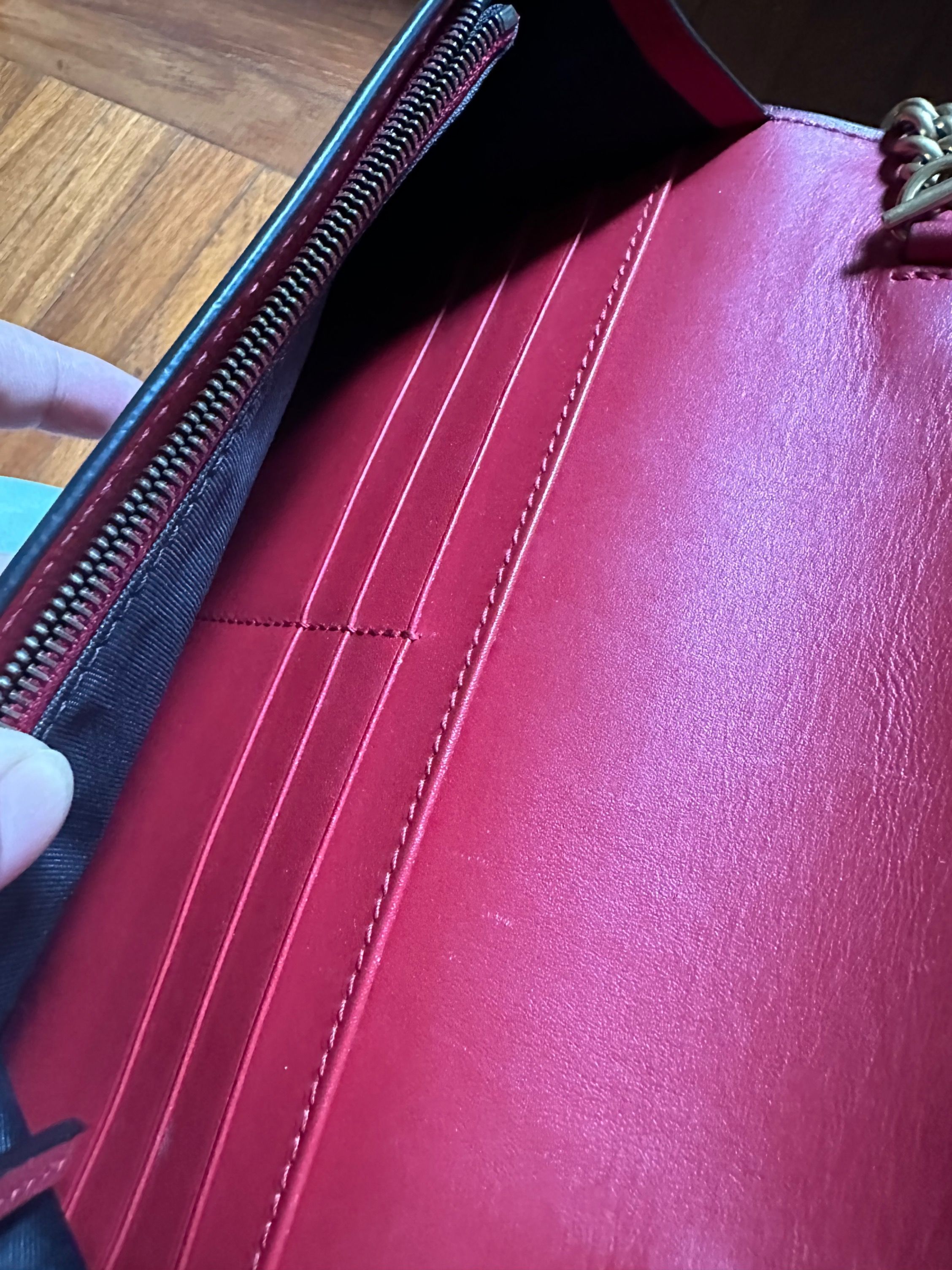 Gucci Queen Margaret Bee Wallet on Chain, Luxury, Bags & Wallets on ...