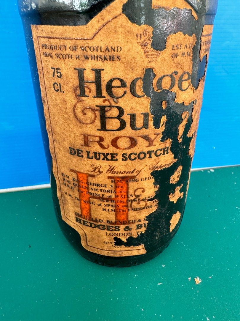 HEDGES & BUTLER ROYER DE LUXE SCOTCH WHISKY 750ml 1980s, Food & Drinks ...