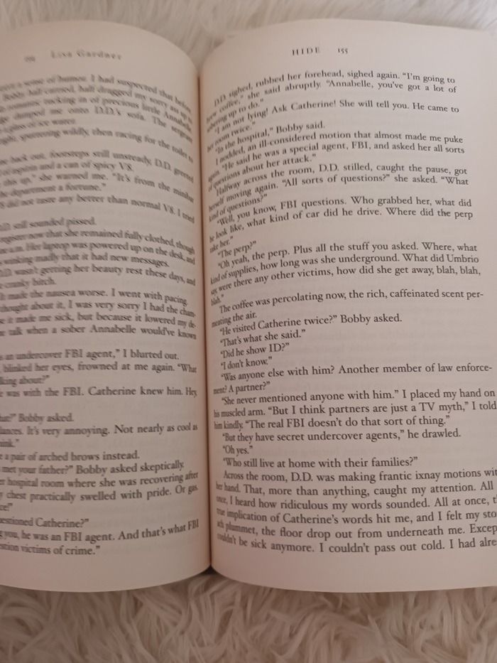 Hide (Detective D.D. Warren #2) by Lisa Garder Hardcover Preloved, Hobbies & Toys, Books ...