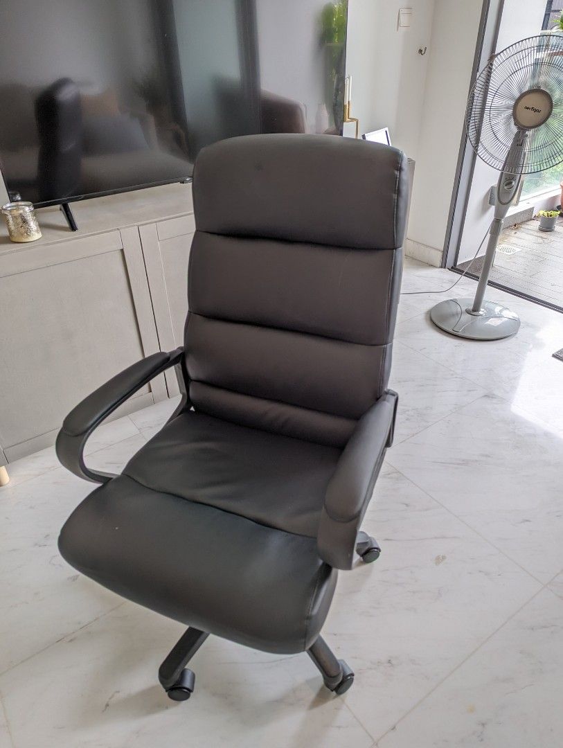 Home Office Chair, Furniture & Home Living, Furniture, Chairs on Carousell