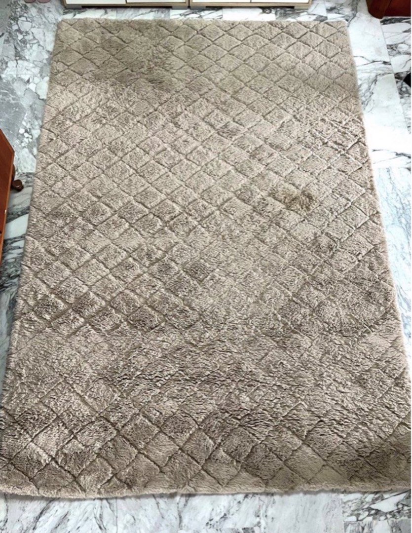 Hooga Carpet, Furniture & Home Living, Home Decor, Carpets, Mats ...