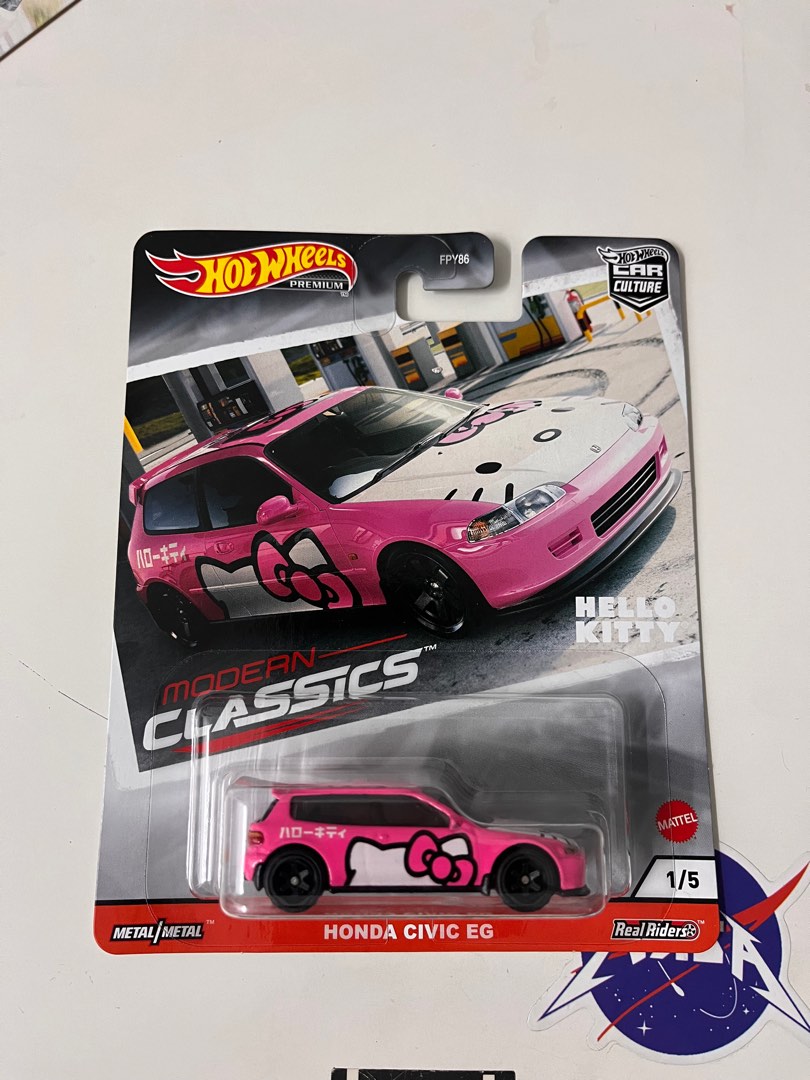 Hotwheels premium honda civic hello kitty, Hobbies & Toys, Toys & Games ...