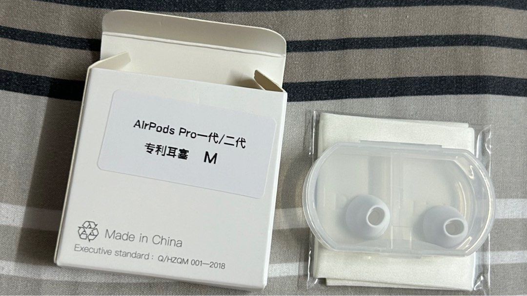 iPod pro 2 sponge (ear tip), Audio, Other Audio Equipment on Carousell