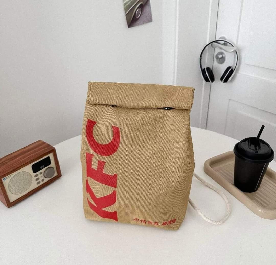 KFc,Starbucks,Mcdonalds Backpack, 他的時尚, 包包與錢包, 背包在旋轉拍賣