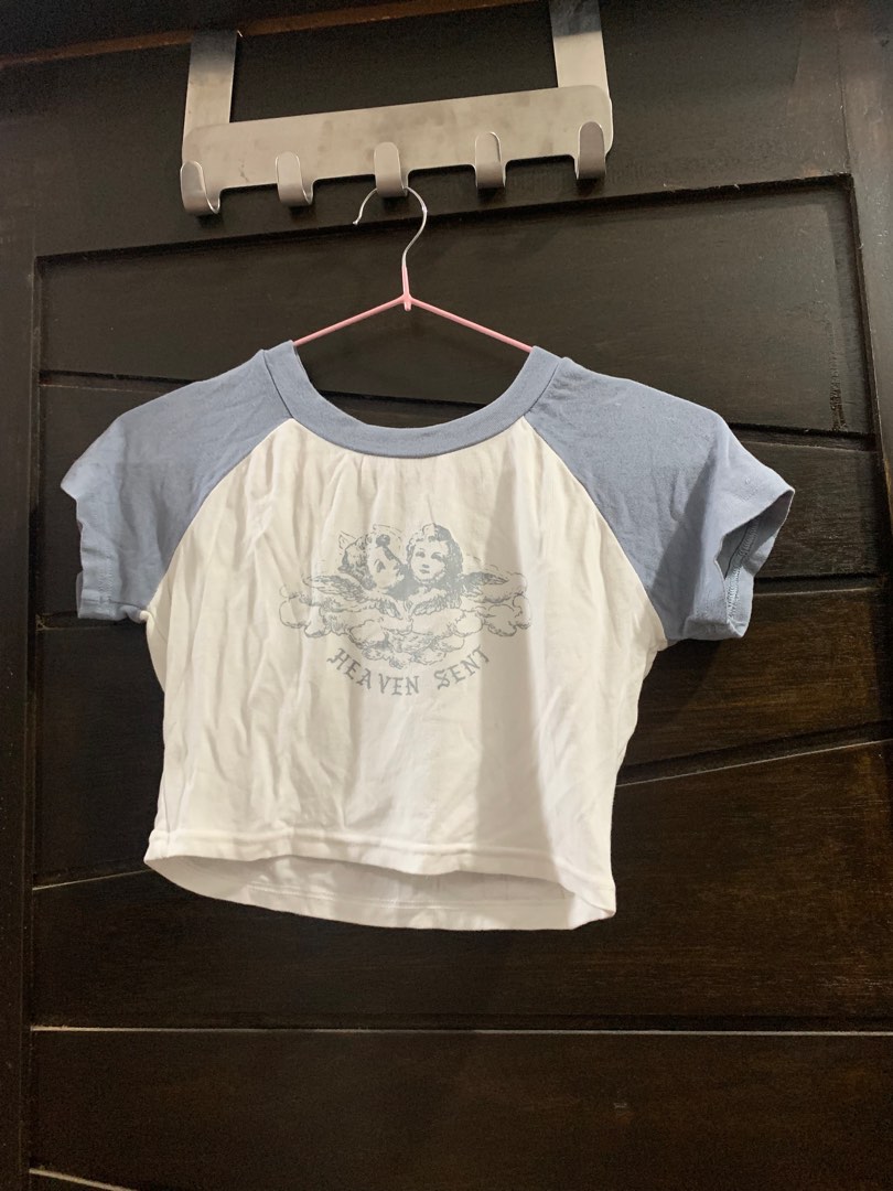 Light Blue Raglan Sleeve Crop Top, Women's Fashion, Tops, Shirts on ...