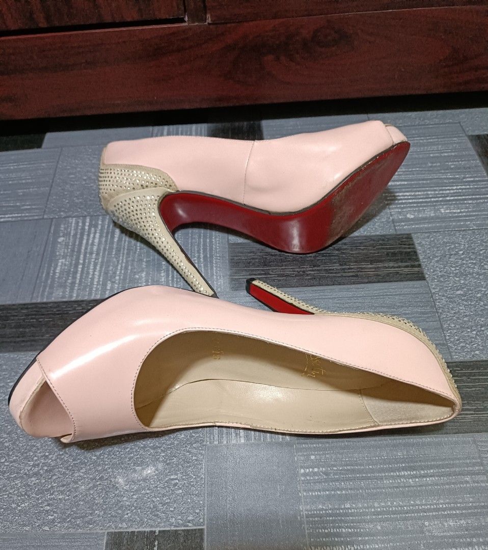 Light pink stilettos, Women's Fashion, Footwear, Heels on Carousell