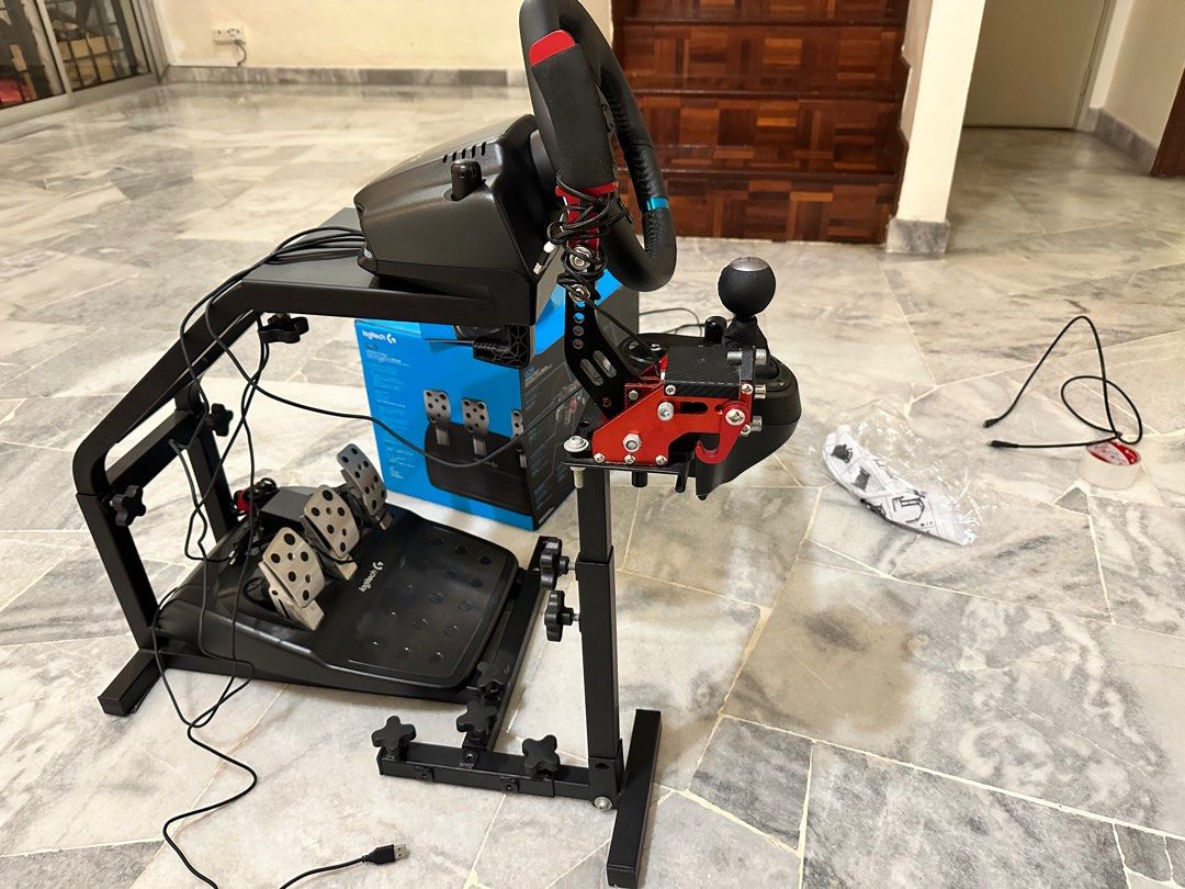 Logitech G29 steering wheel and pedal set with manual shifter ...