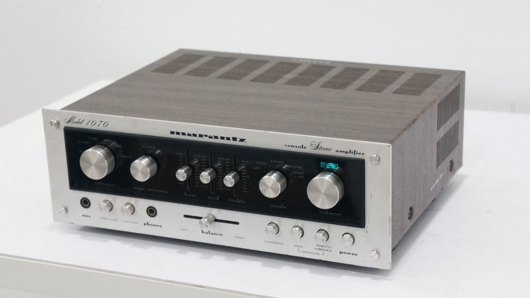 Marantz 1070 Classic Console Stereo Integrated Pre/Main Amplifier ...