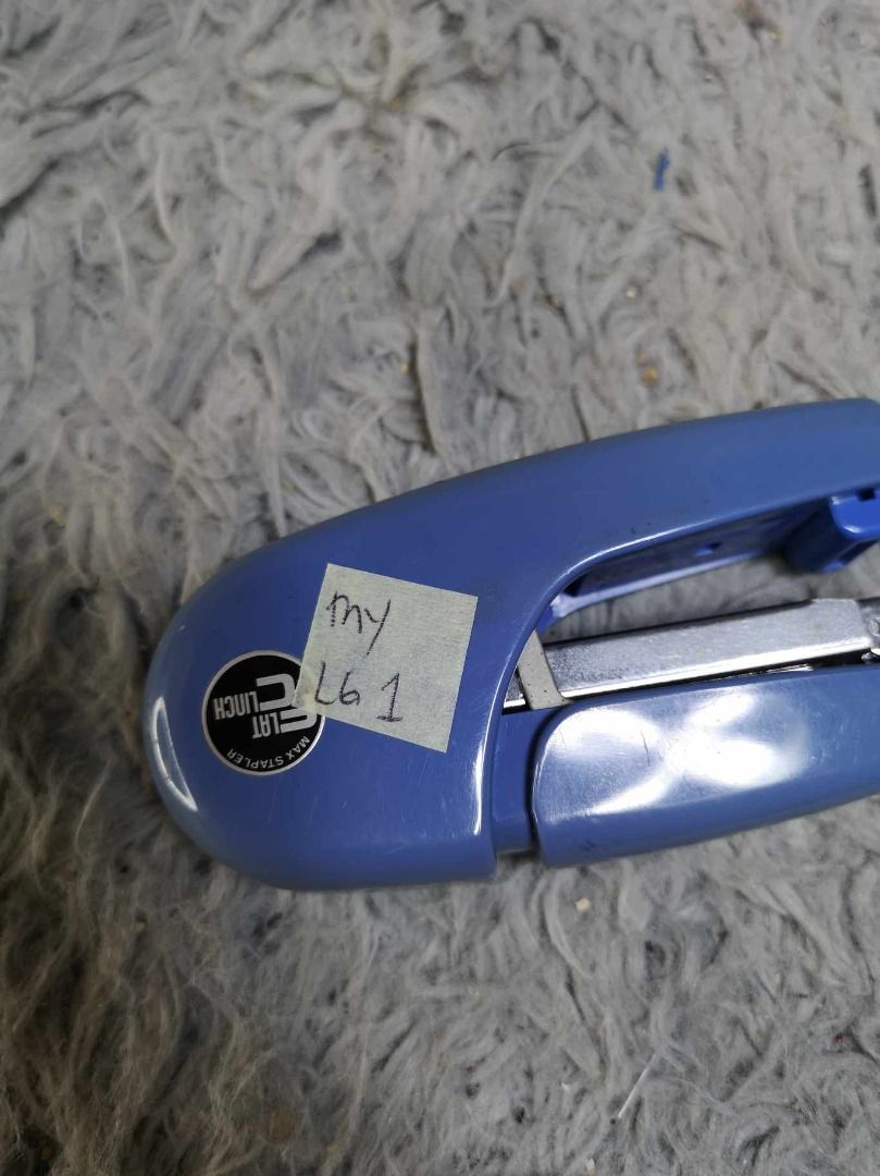 Max Stapler Flat Clinch Stapler, Hobbies & Toys, Stationary & Craft ...