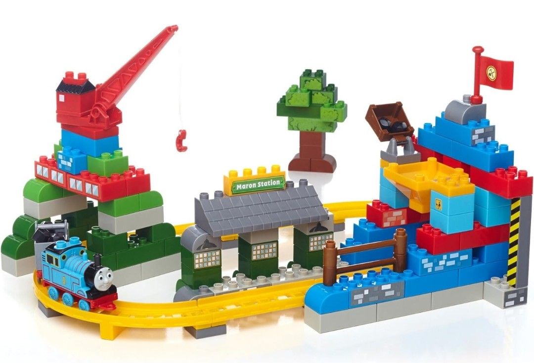 Mega Bloks Thomas The Train Deluxe Starter Set (Bag), Hobbies & Toys ...