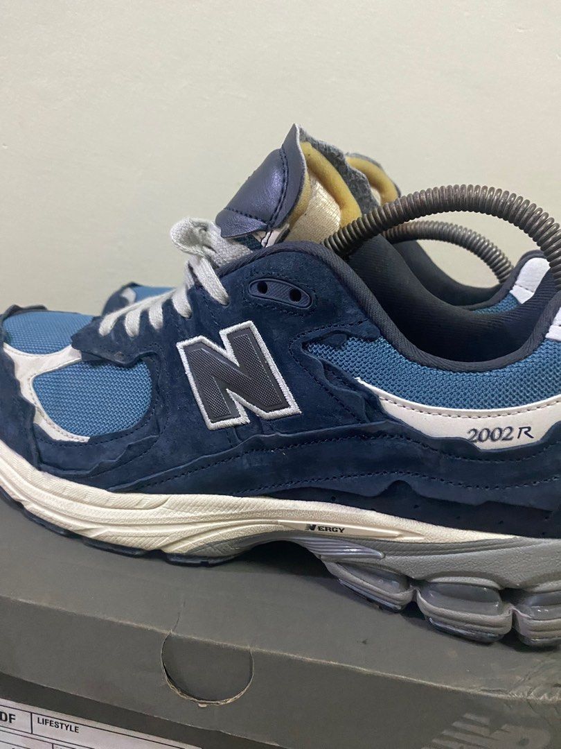New Balance 2002r Navy Blue, Men's Fashion, Footwear, Sneakers on Carousell