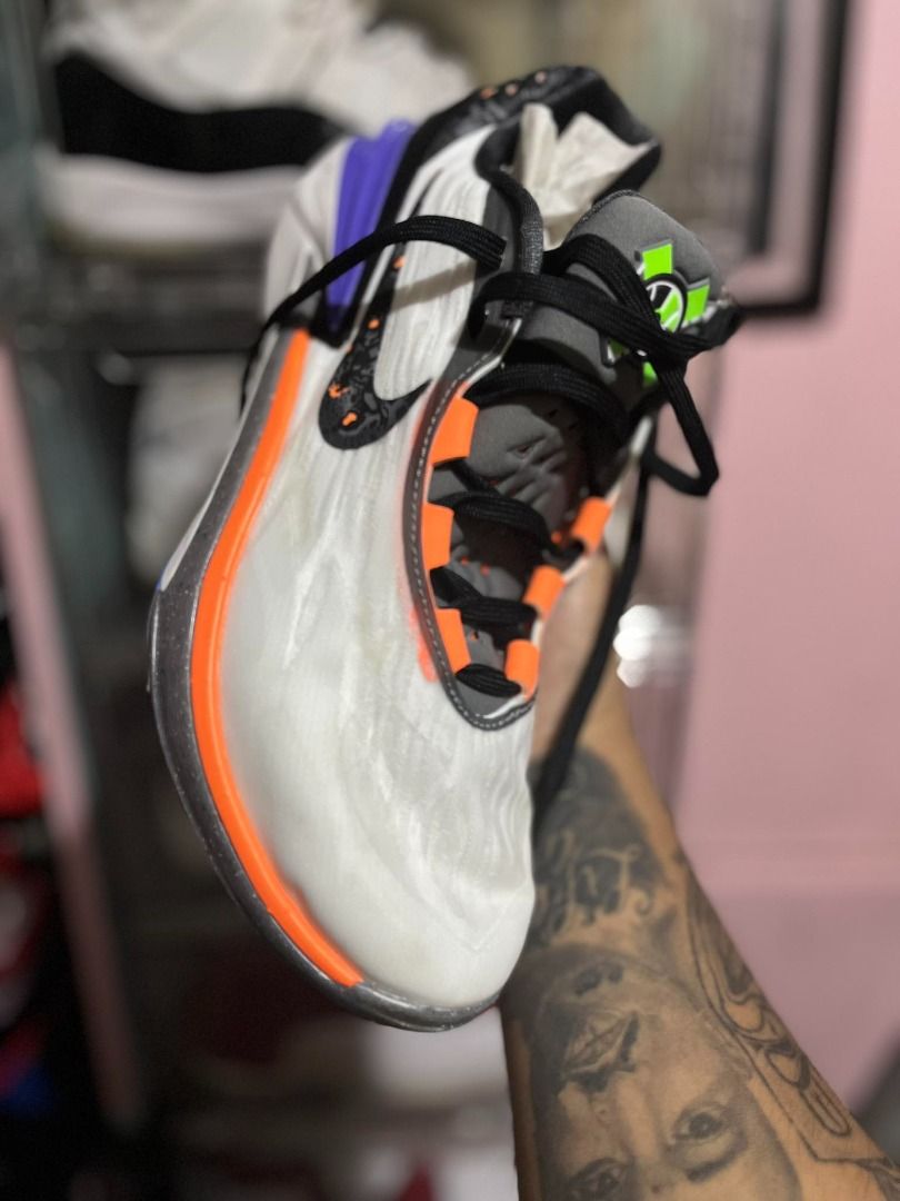 NIKE GT CUT 2 SAIL PURPLE ORANGE, Men's Fashion, Footwear, Sneakers on ...
