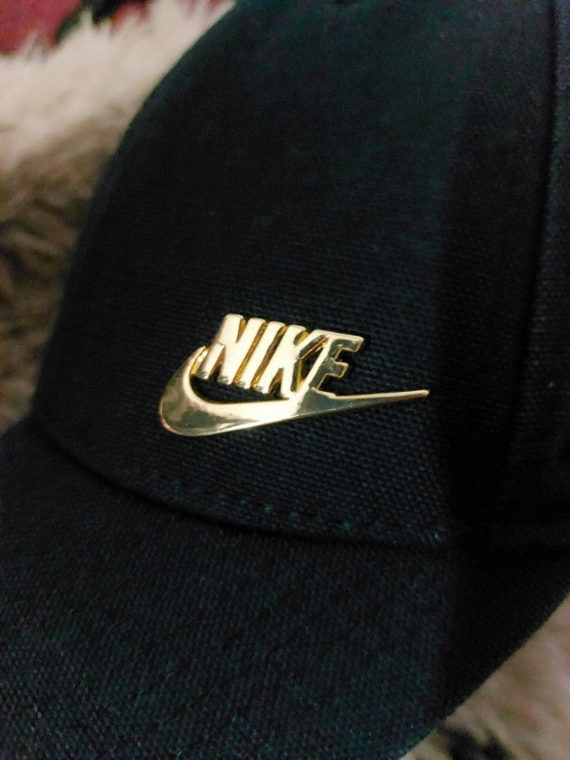 Nike Legacy metal nike logo, Men's Fashion, Watches & Accessories, Caps ...