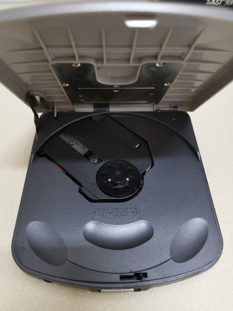 Philips eXpanium EXP103 Portable CD Player - 45-Second Anti-Skip, Audio ...