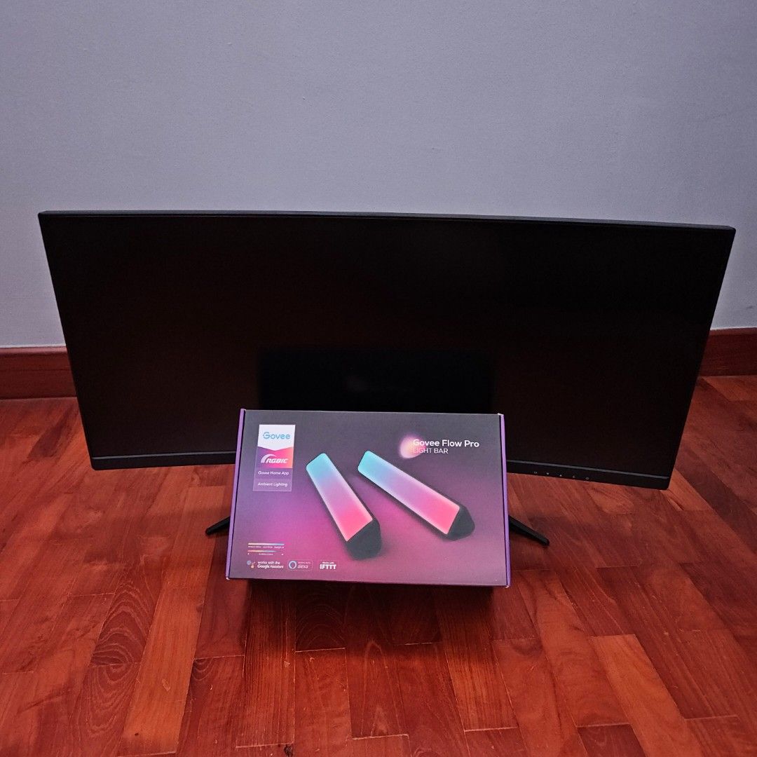 Prism+ X300 30" 200hz Ultra Wide monitor and Govee Flow Pro Light bars ...