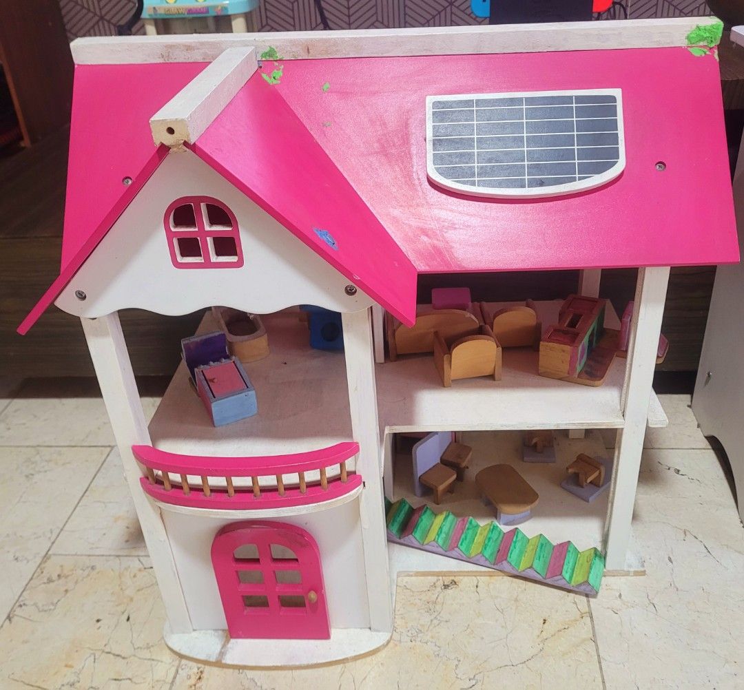 Pte loved wooden doll house and wooden kitchen toy, Hobbies & Toys ...