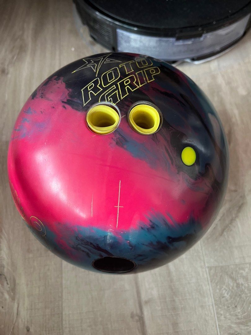 Roto Grip Halo 14 lbs bowling ball, Sports Equipment, Sports & Games ...