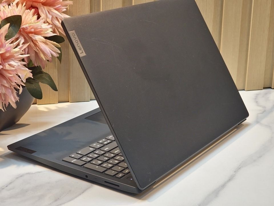 Rush! Lenovo Ideapad Slim 3 I5 10TH GEN 8GB RAM 256GB SSD + 1000 ...