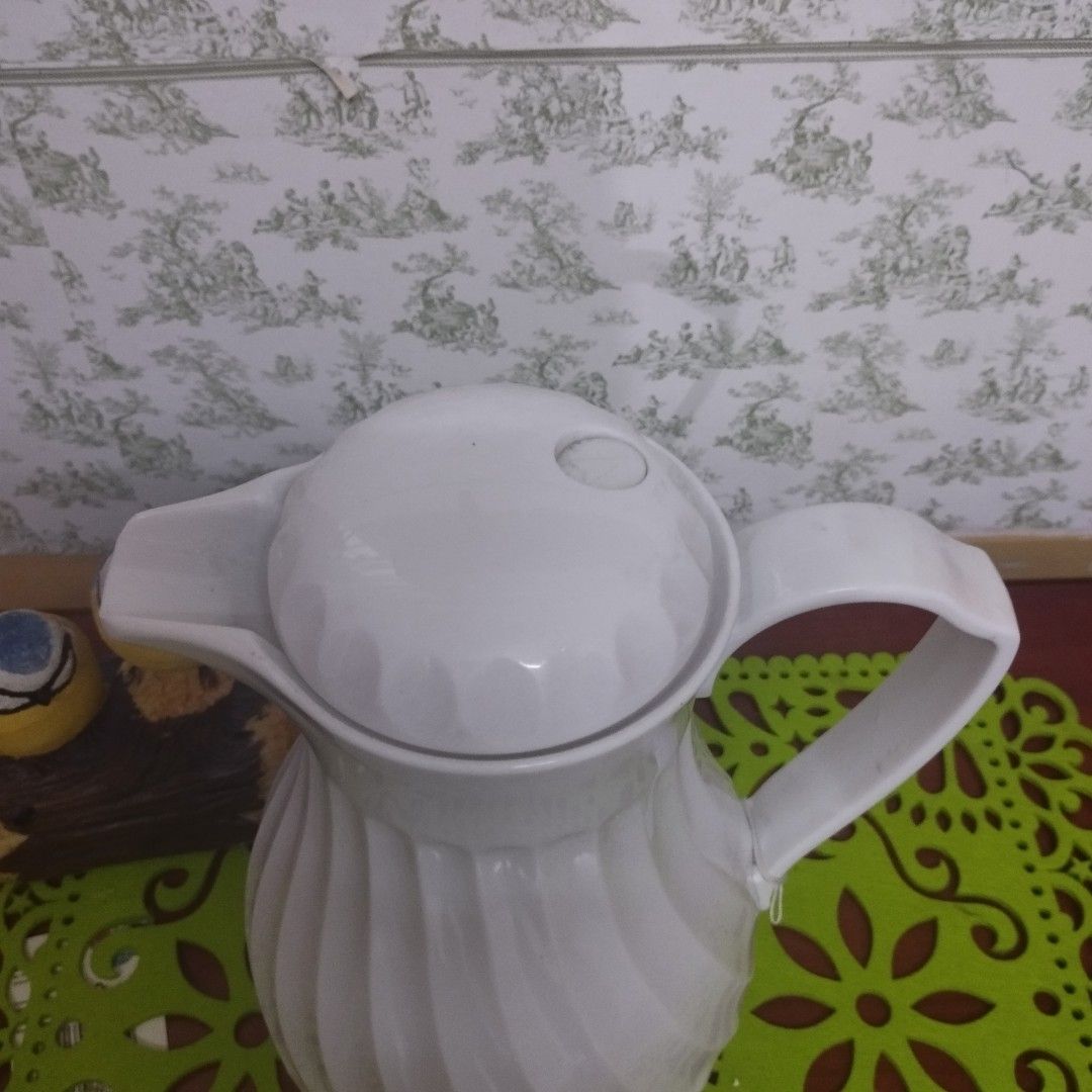 Salter Insulated Coffee Server, Furniture & Home Living, Kitchenware & Tableware, Coffee & Tea ...