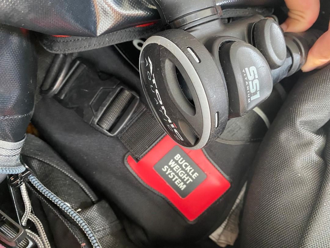 Scubapro Equator + Atomic Aquatics Titanium SS1, Sports Equipment ...