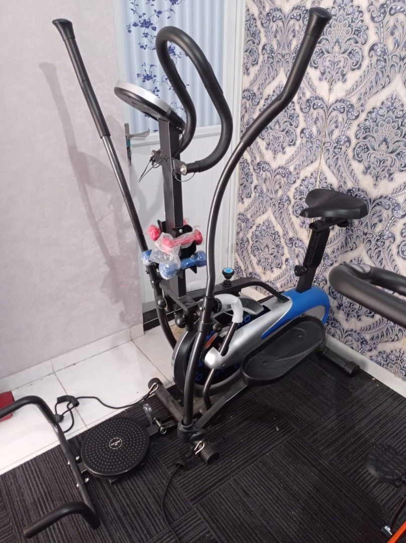Sepeda Statis Fitnes Alat olahraga Orbitrek 5 in 1 Bekas display, Olah ...