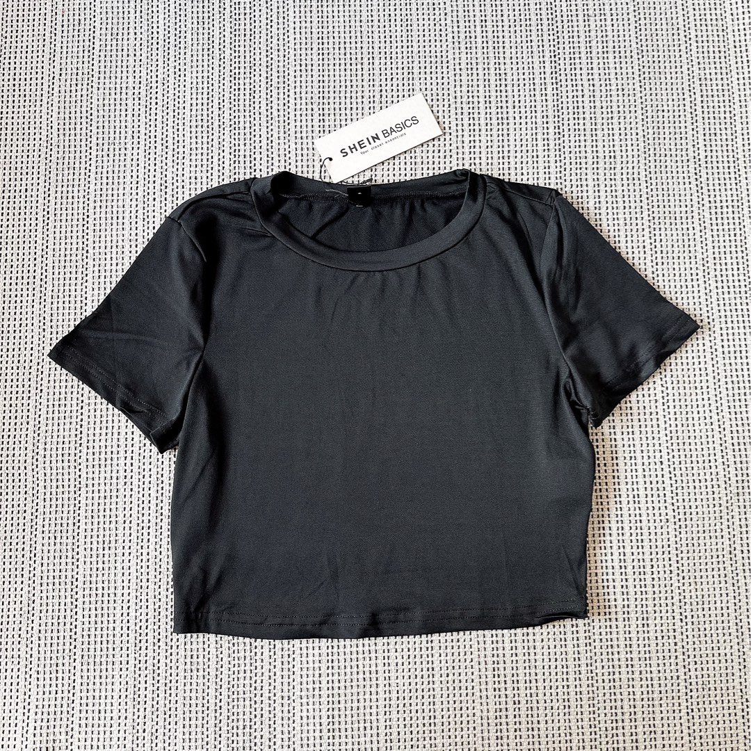 SHEIN Black Basic Crop Top, Women's Fashion, Tops, Others Tops on Carousell