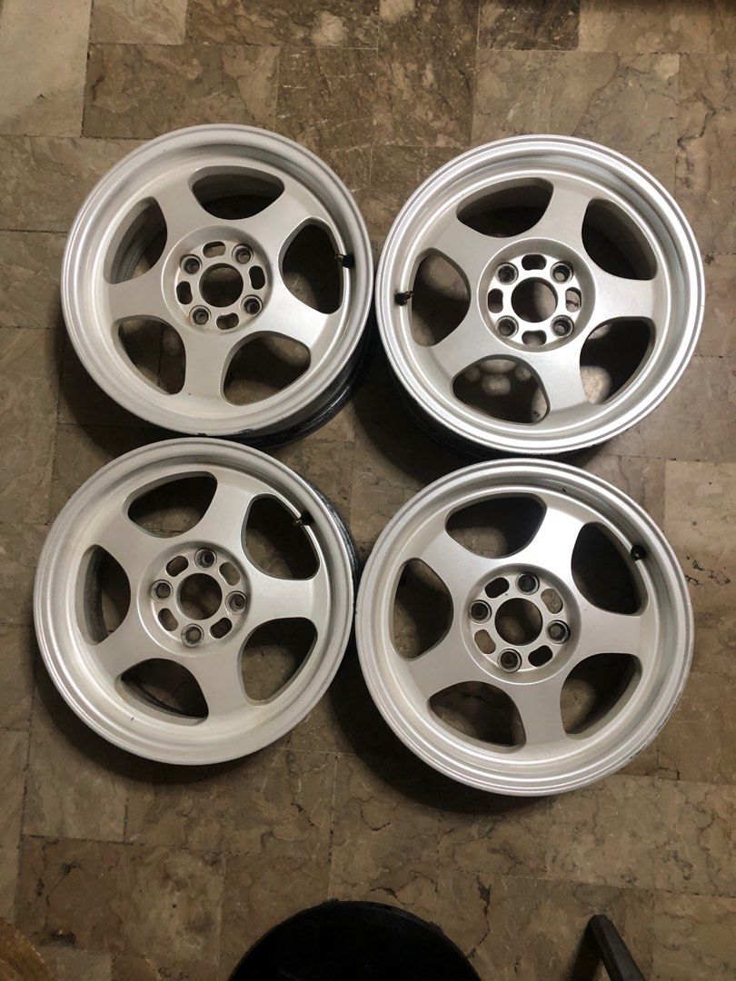 Slipstream mags 15s pearl white, Car Parts & Accessories, Mags and ...